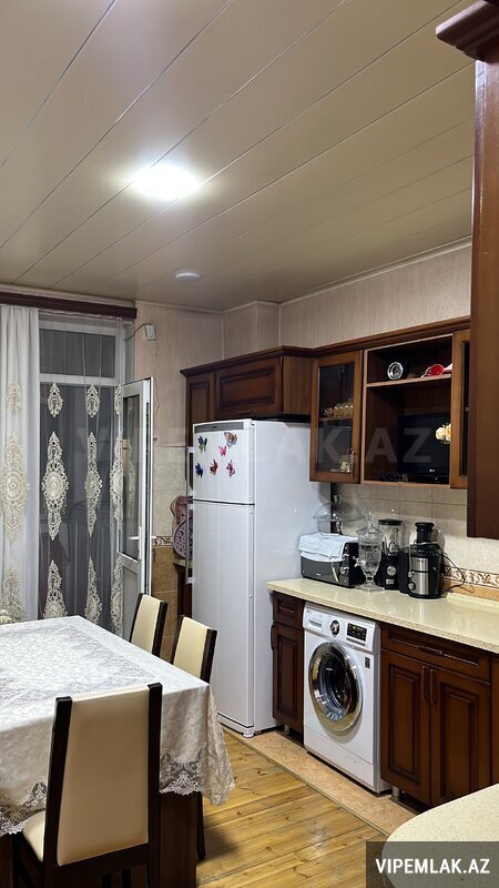 Xetai metrosu - VIPEMLAK.AZ